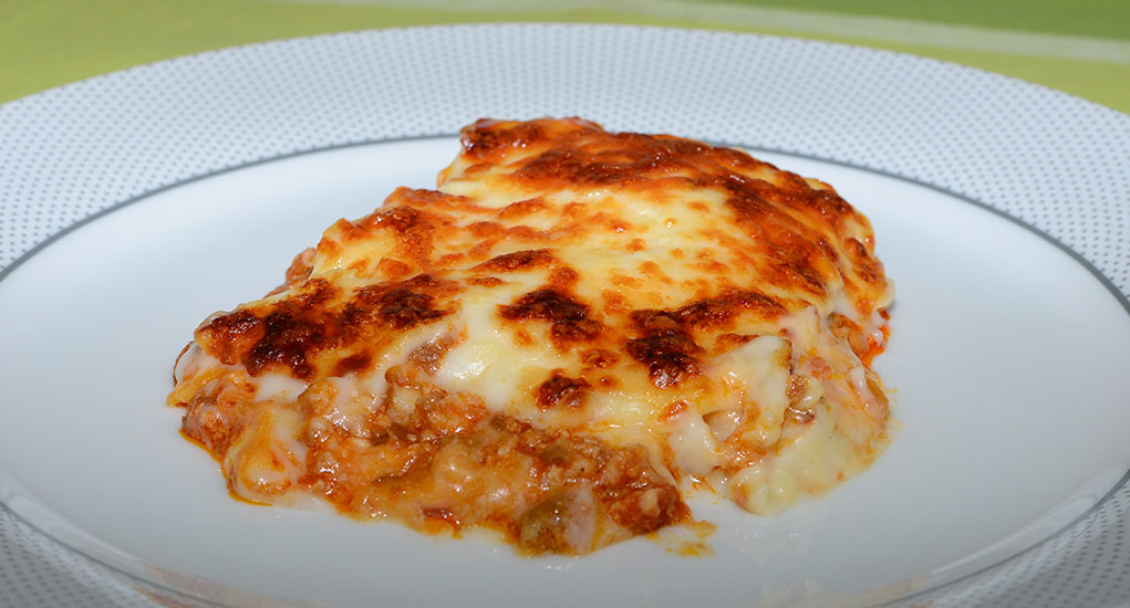 Lasanha Bolonhesa - Receitas Fáceis Lasanha Bolonhesa - Receitas Fáceis